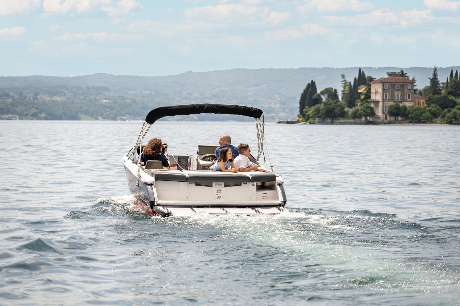 Stilvolle Boot Mieten Am Gardasee Bilder