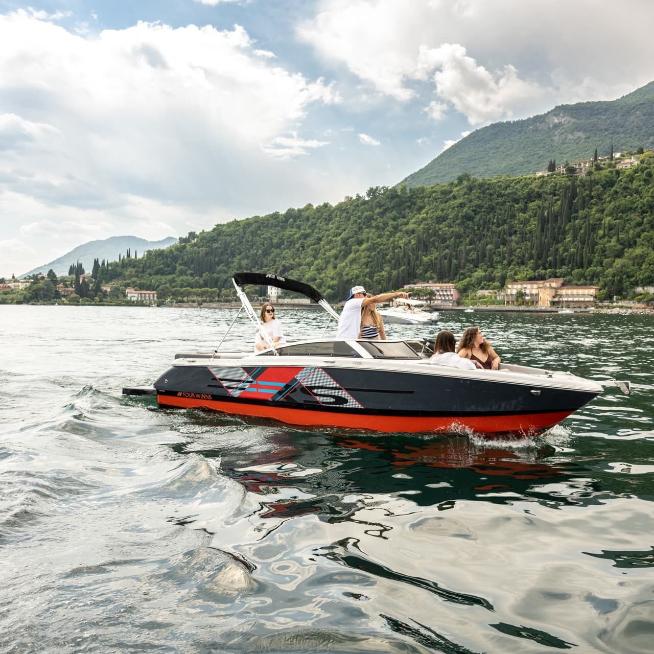 Bananaboat sul Lago di Garda - Ora Boats
